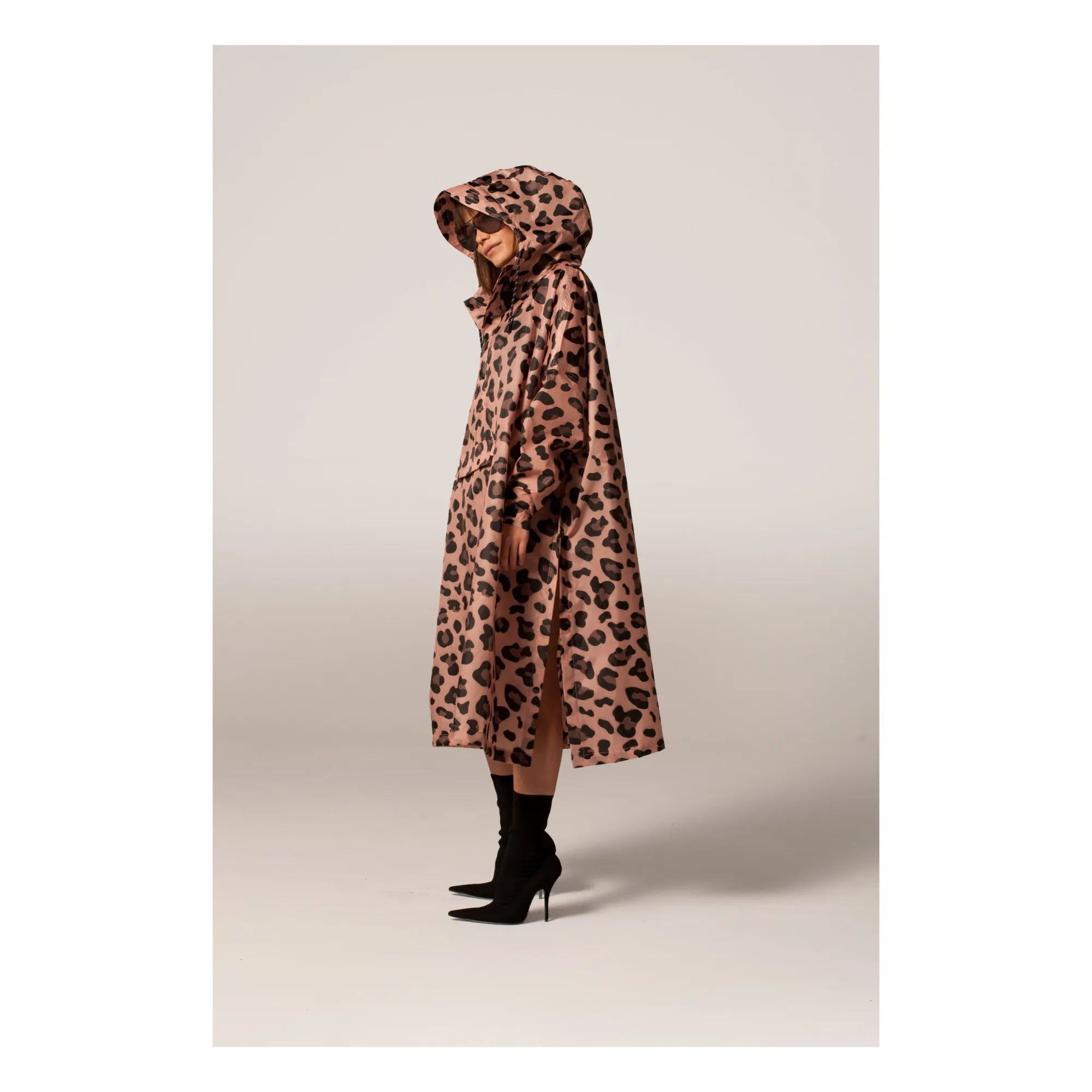 Rainkiss - Pink Panther Rain Cape - Dusty Pink | Smallable