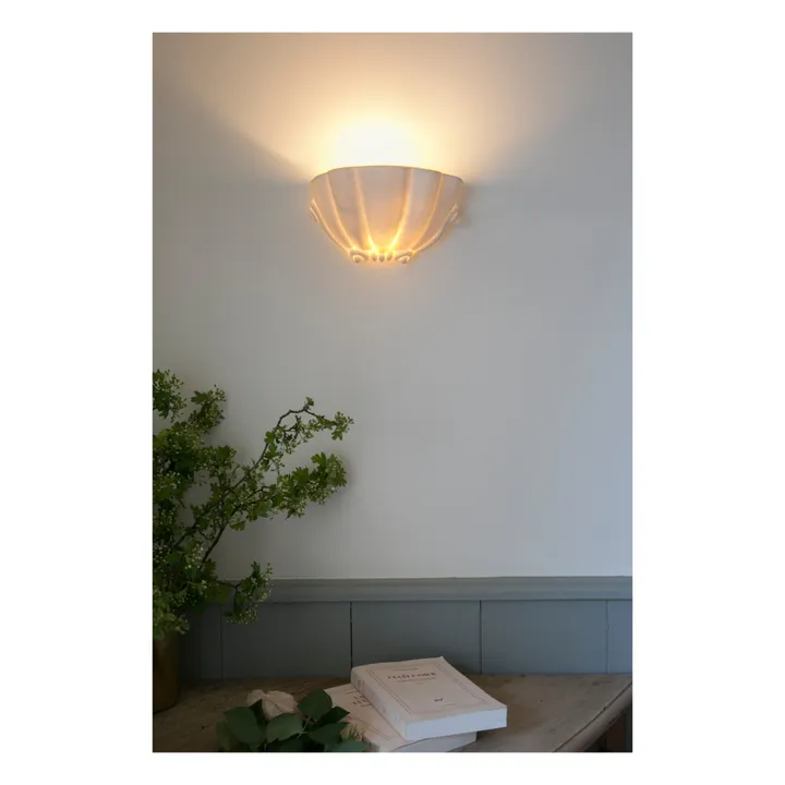 Alix D. Reynis - Venus Biscuit Wall Shade - White | Smallable