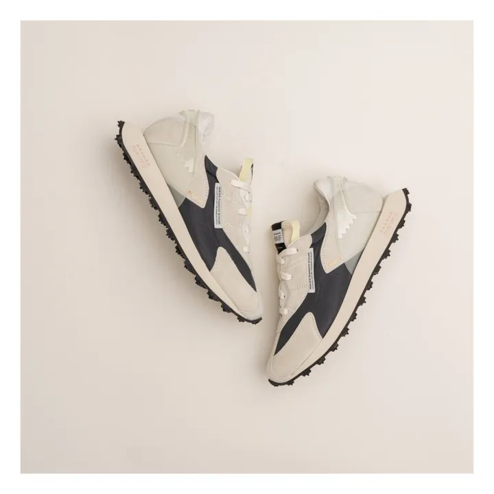 Run Of - Genesis Vintage Sneakers - Black | Smallable