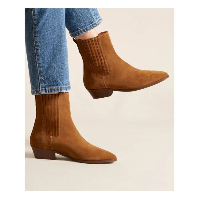 Women's boots & ankle boots: a selection of designer brands.