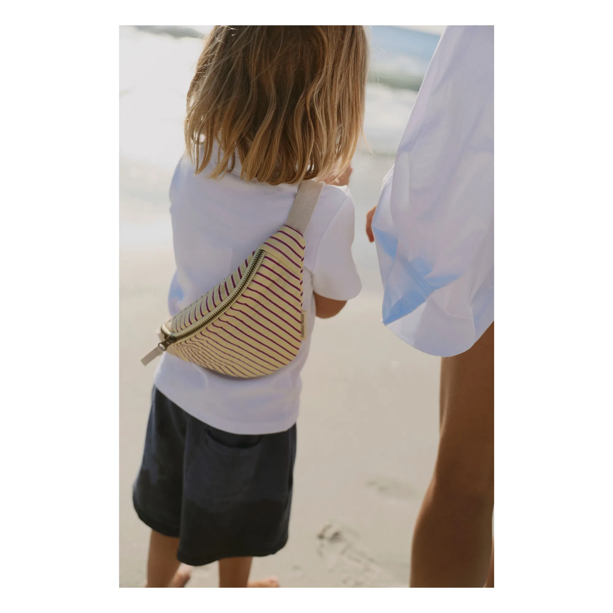 Studio Noos - Sac banane enfant rayé - Jaune pâle | Smallable